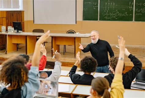Mastering Igcse With Score Calculators And Online Tutors