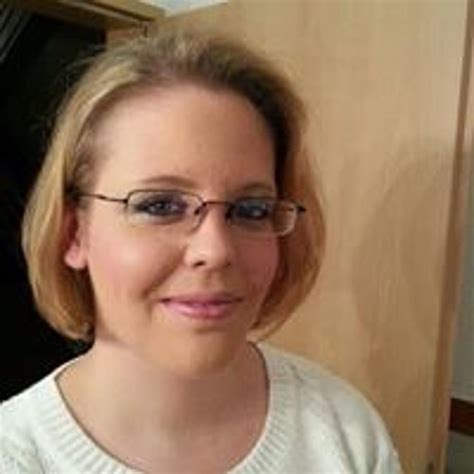 Stream Carolin Gerken Music Listen To Songs Albums Playlists For