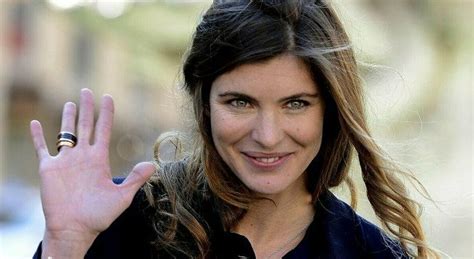 Vittoria Puccini La Mamma Morta Di Tumore Al Seno Limbarazzo Per Le