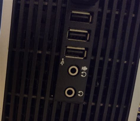 Is It Possible To Have Headphone For Input And Output In These Ports R Computer