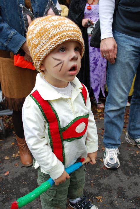 Huckle The Cat And Lowly Worm Halloween Clever Halloween Costumes