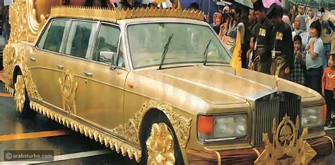 سيارات سلطان بروناي رولز رويس من الذهب و380 سيارة بنتلي