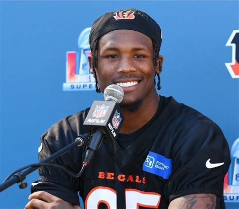 Tee Higgins In 2025 Cute Black Guys Handsome Black Men Just Beautiful Men