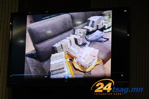 ФОТО С Батдөлийн гэрээс олдсон дөрвөн төрлийн валют