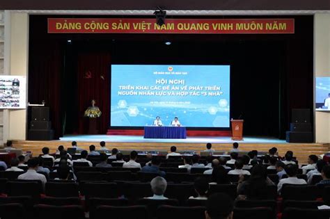 Hợp Tác 3 Nhà Là Chìa Khóa Phát Triển Nguồn Nhân Lực Chất Lượng Cao