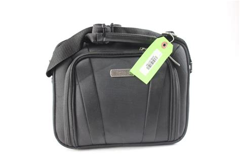 Beats Solo Hd Headphones Green Property Room