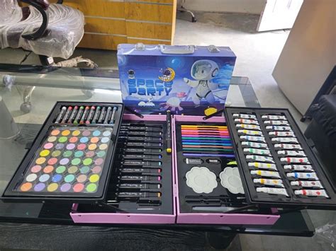 Colour Kit At ₹ 490 Kit For Hair Color In New Delhi Id 2857463633297