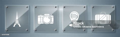 여행 및 스티커 로마 이탈리아 사진 카메라 및 에펠 탑의 콜로세움이 있는 지도 포인터를 위한 여행 가방을 설정합니다 정사각형 유리 패널 벡터 0명에 대한 스톡 벡터 아트 및