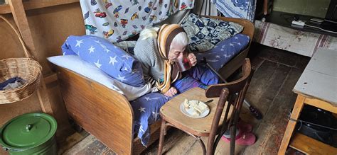 ბედნიერებისა და მადლიერებისგან მერი ბებო გიმღერით “ყვავილების ქვეყანა” ს დაიმუხტეთ პანტასტიური