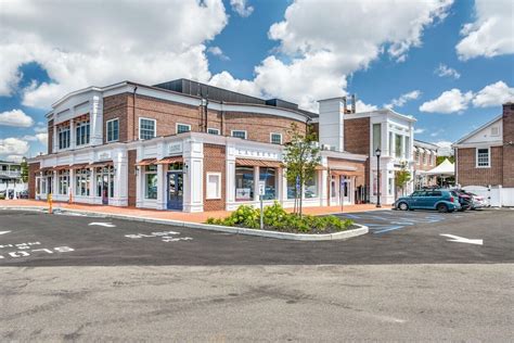 1077 Boston Post Rd Unit 1 Darien Ct 06820 Room For Rent In Darien