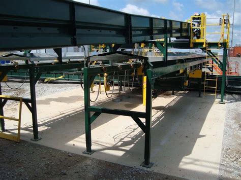 Indexing Conveyor01 Omara Ag Equipment