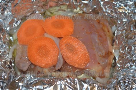 Курица, запечённая с овощами в фольге: 9 фото в рецепте