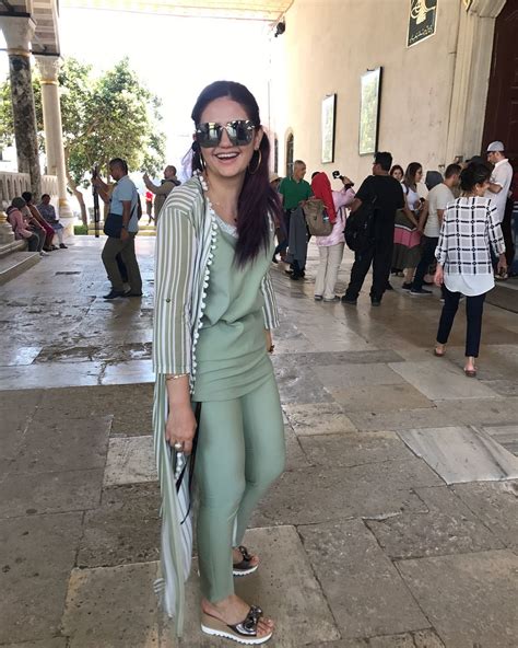 Thamina Rajabovas Feet