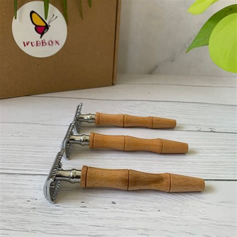 Natural Bamboo Safety Razor With Stainless Steel Blades At Best Price