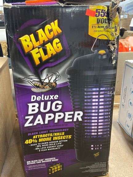 Black Flag 5500 Volt Deluxe 40 Watt Bug Zapper Insect Killer 15 Acre