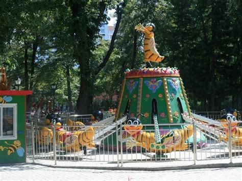 საბავშვო გასართობი ცენტრი მუშტაიდის პარკი თბილისშიrelax Ge ზე