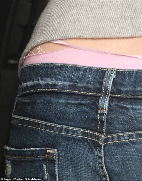 Jennifer Garner Posts Silly 10 Year Challenge Photo Of Her Ripped Big