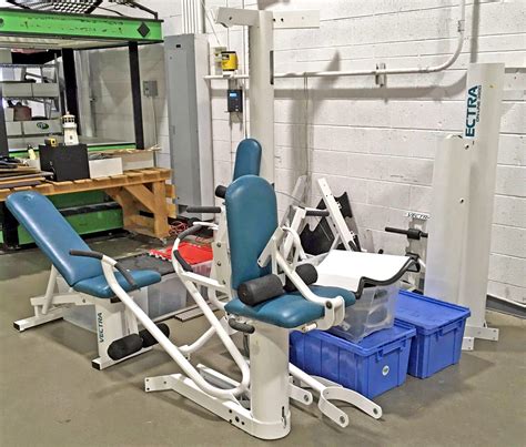 Lot Vectra On Line 3800 Multi Station Home Gym