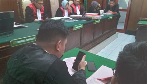 Surabaya Darurat Pencurian Kabel Telkom, Pelaku Dituntut 2 Tahun ...
