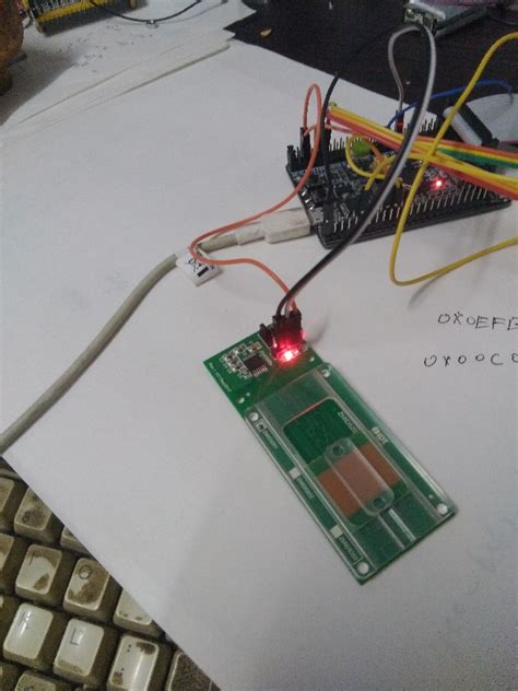 数显千分尺 单片机 stm32 树莓派 arduino 开发板创意项目 聚丰项目 电子发烧友网