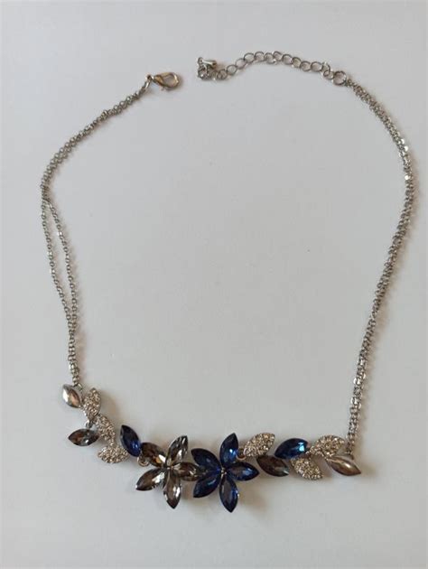 Ніжне колье европа — ціна 220 грн у каталозі Кольє і намиста Купити аксесуари за доступною ціною