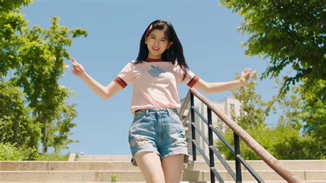 NiziU Make You Happy MV and who's who - K-Pop Database / dbkpop.com | Are you happy, Japanese ...