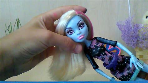 Обзор на Эбби Боминейбл из коллекции Коффин Бин Моя самая ПЕРВАЯ кукла Monster High Lada Di