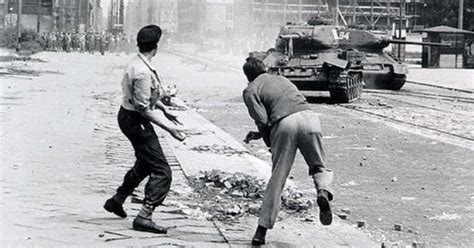 纪念1953东德人民起义的勇敢青年工人hans Webler 知乎