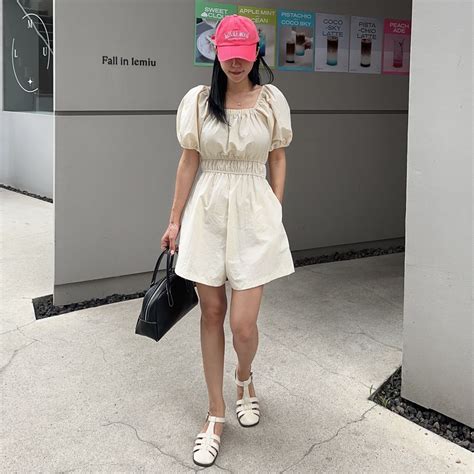 아노락 바스락 점프수트 반팔 퍼프소매 반바지 여름 점프슈트