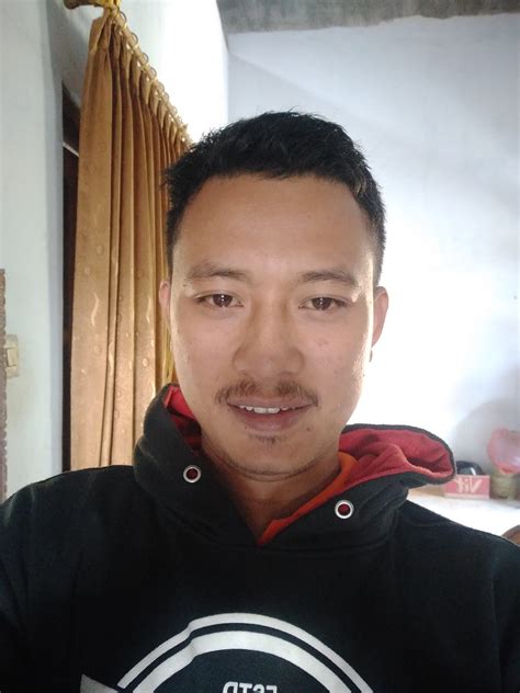 About Yuda Dwi Medium