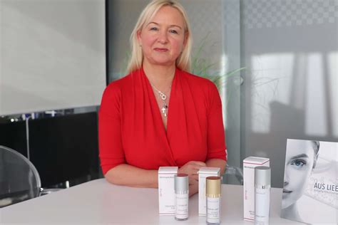 Eine Zeitreise durch die Kosmetik – von 1920 bis 2020