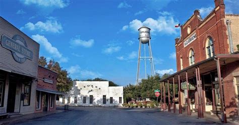 Living In New Braunfels 🏘 What To Know About Moving To New Braunfels Tx