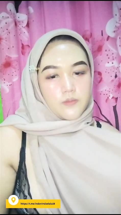 Bokep Live Tante Cha Colmek Asik Banget Dikamar