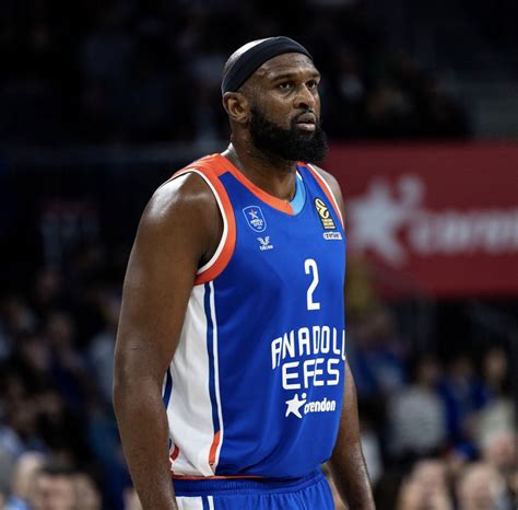 Tbfden Chris Singleton Mesajı