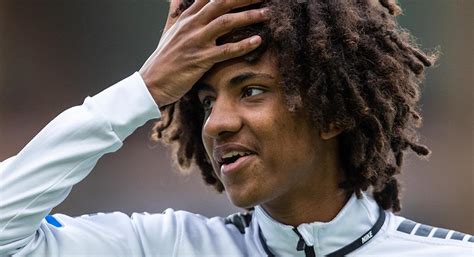 Jeng Signe Un Contrat Avec Léquipe Première De Sirius Actualités De Suède