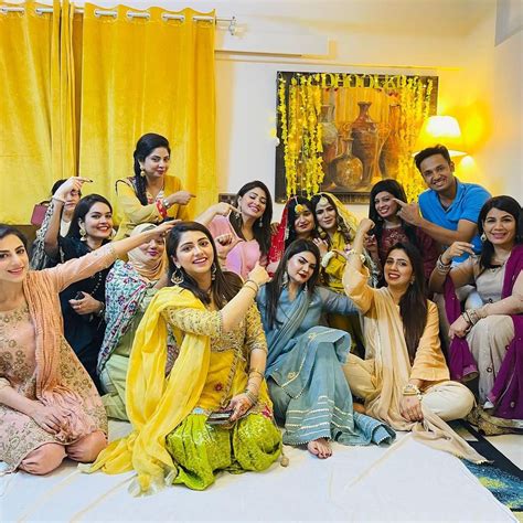 Beautiful Wedding Pictures Of Anchor Person Mahvish Tabassum Reviewit Pk