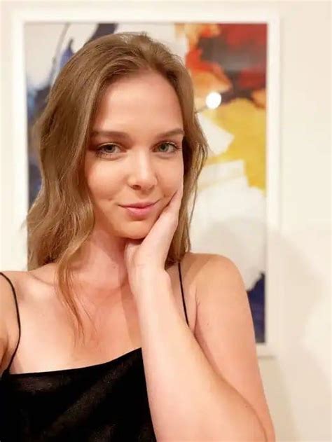 Stella Sedona Biography Age Wiki Height Career Photos More