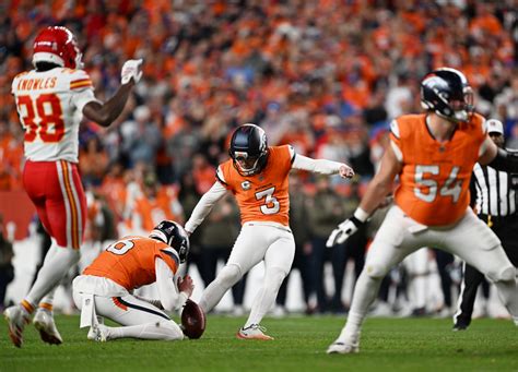 Photos Denver Broncos Beat Division Rival Kansas City Chiefs 22 19 In