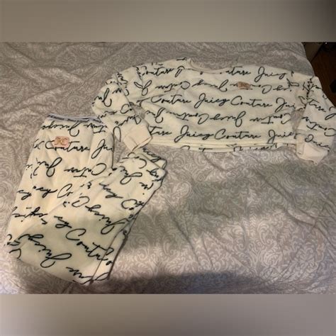 Juicy Couture Intimates And Sleepwear Juicy Couture La Pajama Set Jc813a White Jc Script