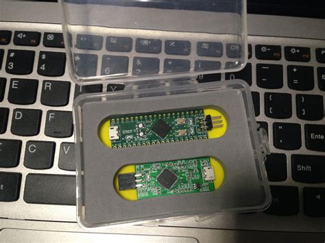 收到版娘的FPGA开发板 稚晖的个人站