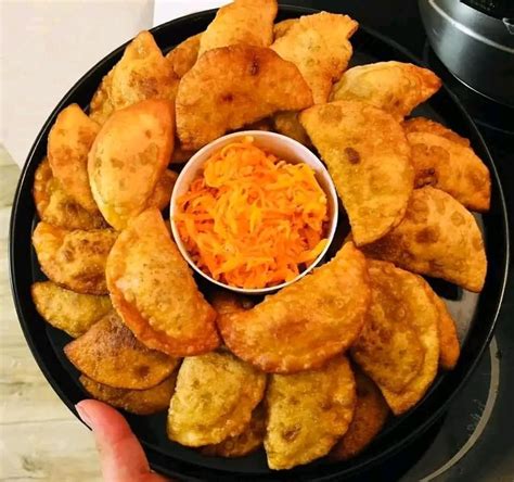 Гоё Бяцхан Хуушуур Жор Ойролцоогоор 16 ширхэг хуушуур Гурил 250 гр