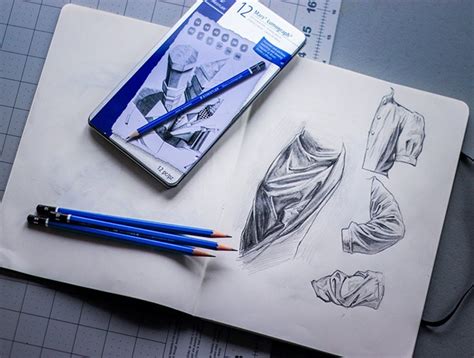 Best Pencils For Drawing And Sketching And Other Tools You Will Need