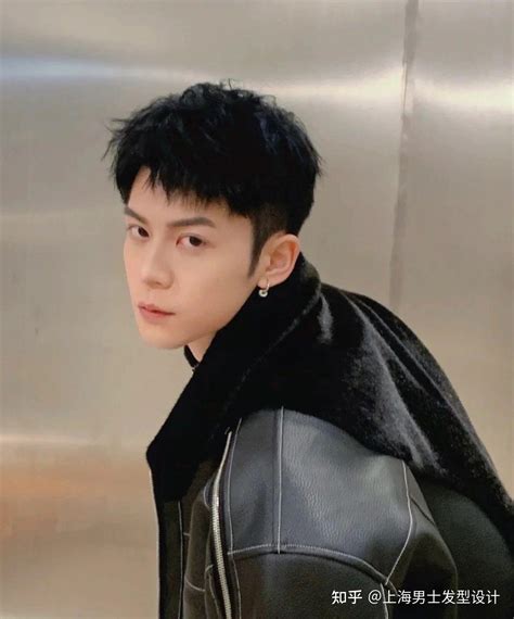 如何打理碎盖前刺发型？ 知乎