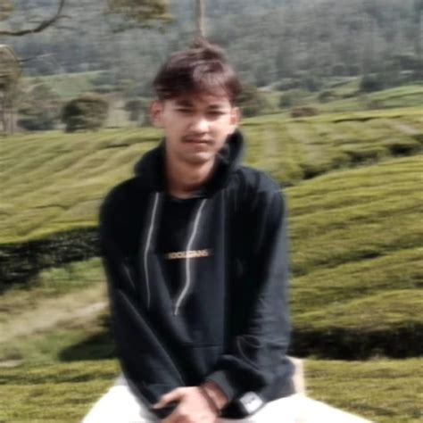 Rizal Renaldi Rizalrenaldiii • Instagram Photos And Videos