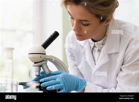 Woman Laboratory Microscope Hi Res Stock Photography And Images Alamy