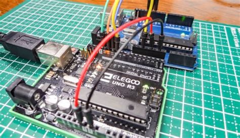 【arduino】新しいattinytinyavr 012シリーズやmegaavr 0シリーズなどで採用されたupdiによる書き込み方法！ Arduino Ideで環境を構築する