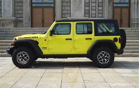 더 뉴 2024 랭글러 루비콘 4도어 하드탑 시승디자인과 편의성 안전성 높였다