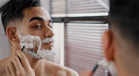 How To Clean Hair Out Of A Razor The Best Guide 20 Tips