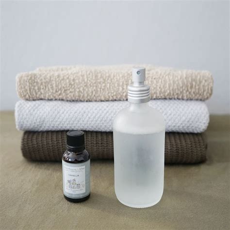 Diy Static Reducer Spray Barnhouseblue Diy Sprays Diy Natural
