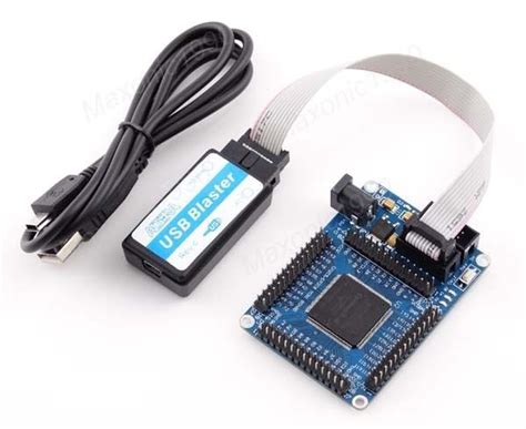 Vývojový FPGA kit Cyclone II USB Blaster Návody Drátek